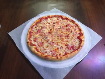 Mel's Sportspage Bar & Snickers Pizza Shop | Pizza | Virginia, MN