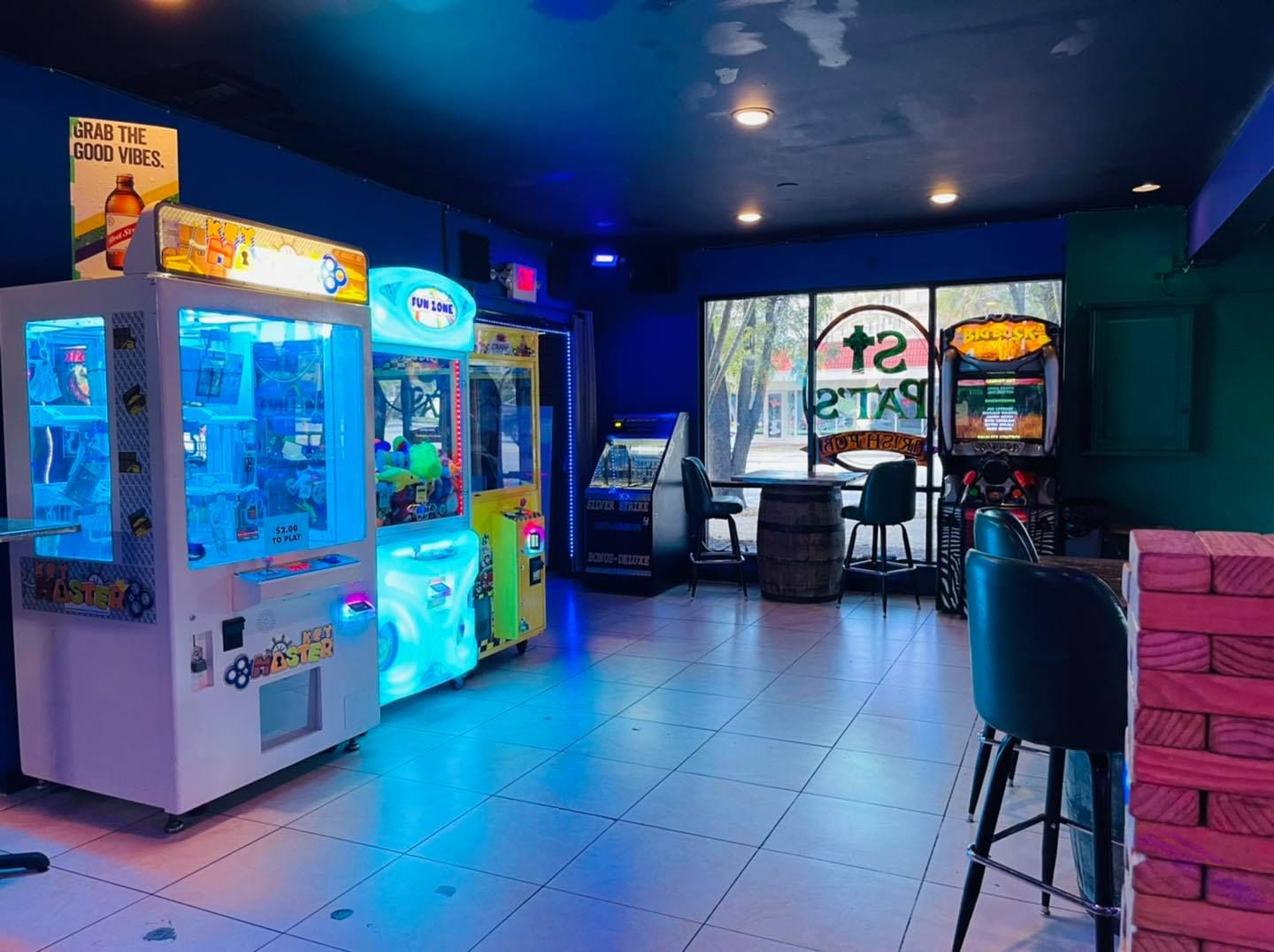 Gallery | Ace Amusements