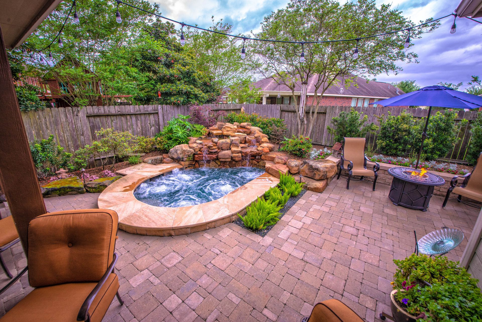 Landscape Designer Spring, TX | Mirror Lake Designs