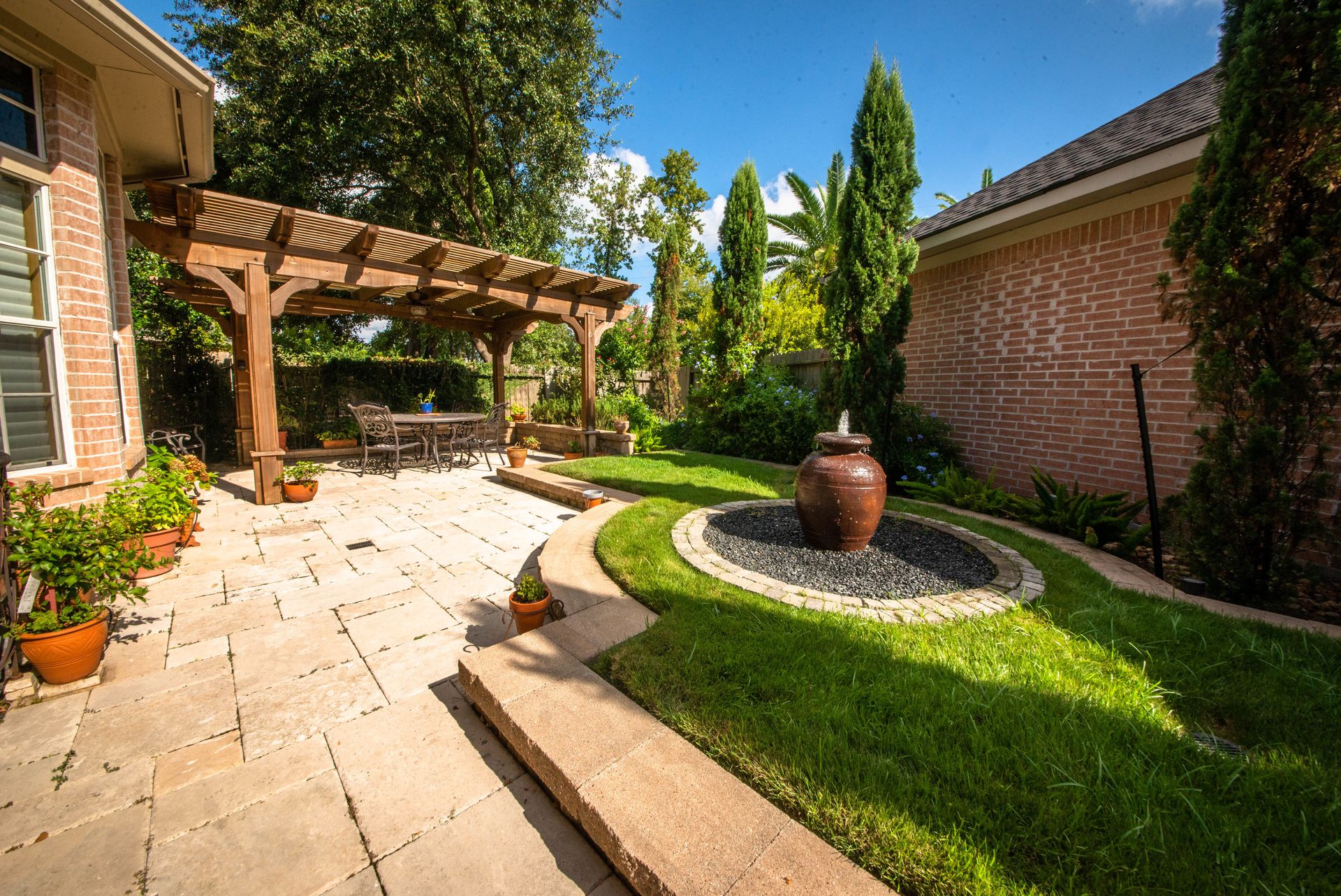 Courtyards and Hardscape Features | Greater Houston Area