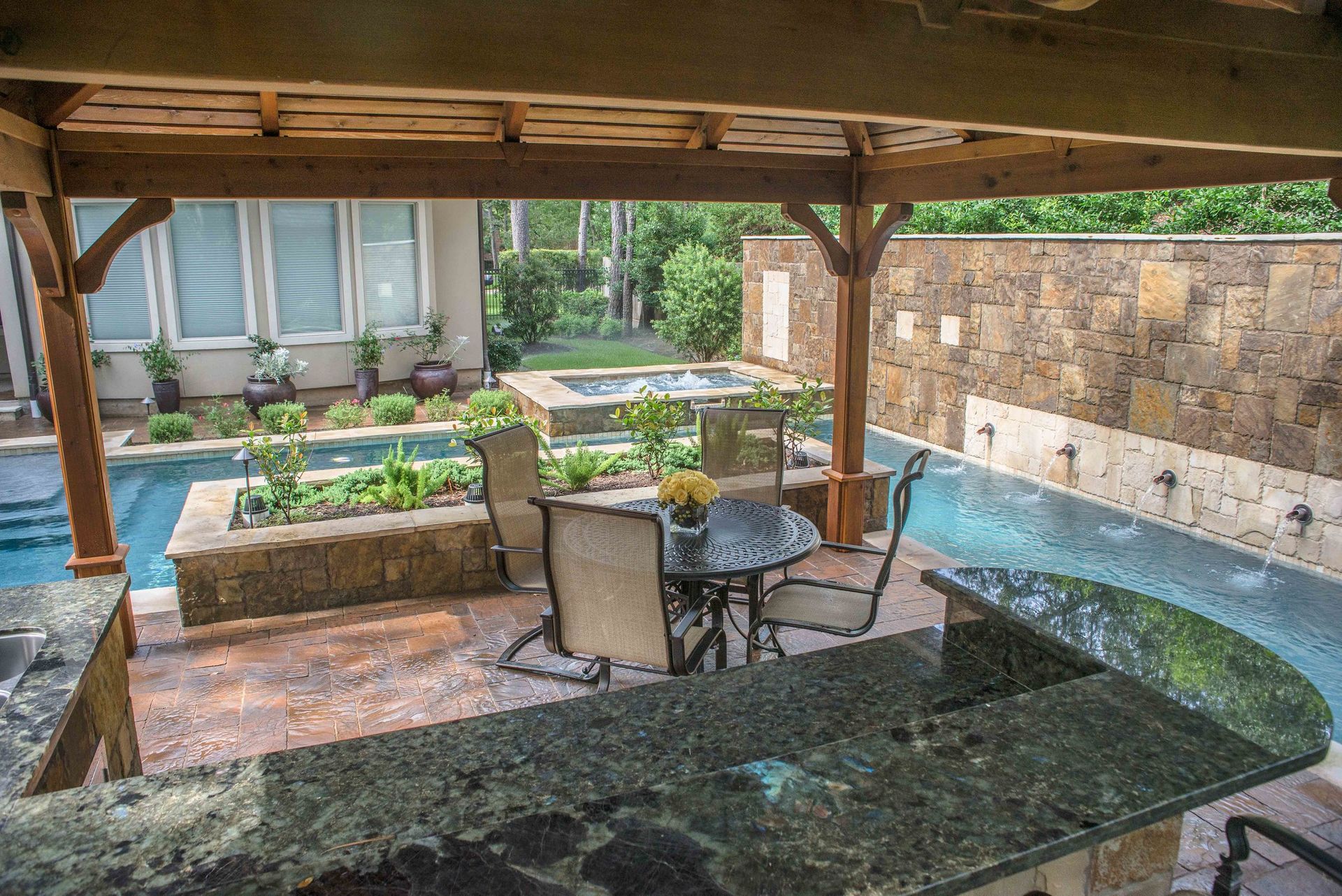 Outdoor Kitchens and Structures | Greater Houston Area