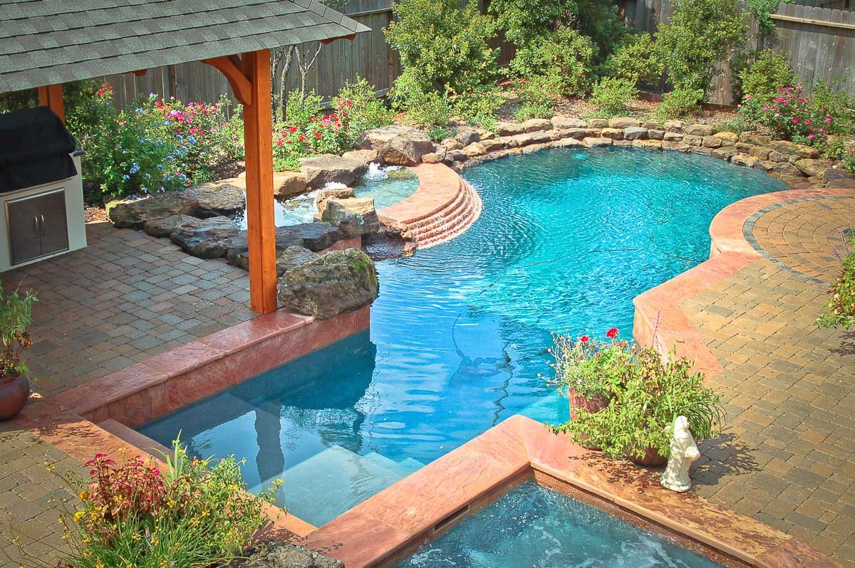 Pool Builders Spring, TX | Mirror Lake Designs