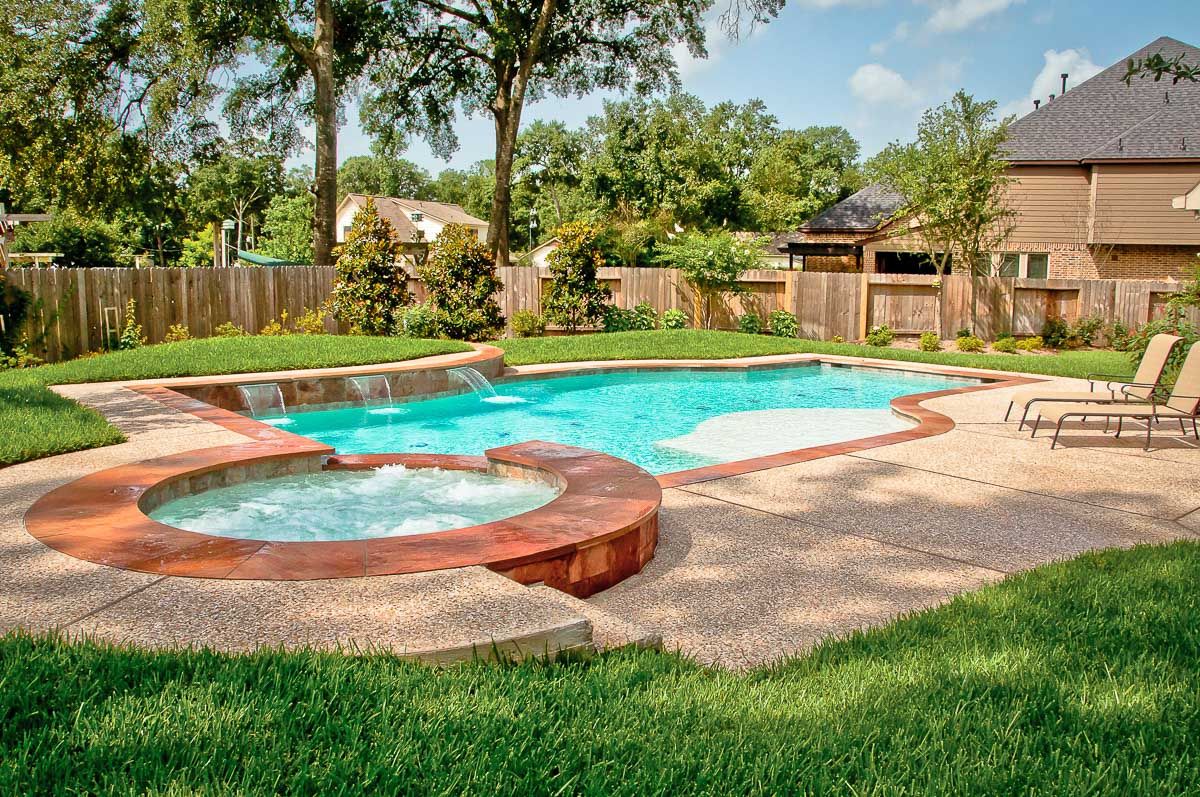 Pool Builders Spring, TX | Mirror Lake Designs
