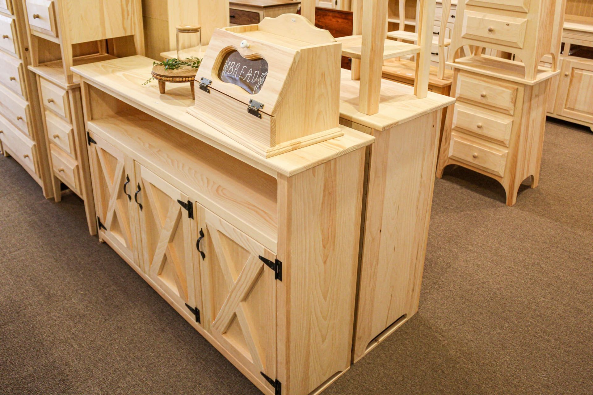 Handcrafted Furniture | Plain Pine Inc | Intercourse, PA