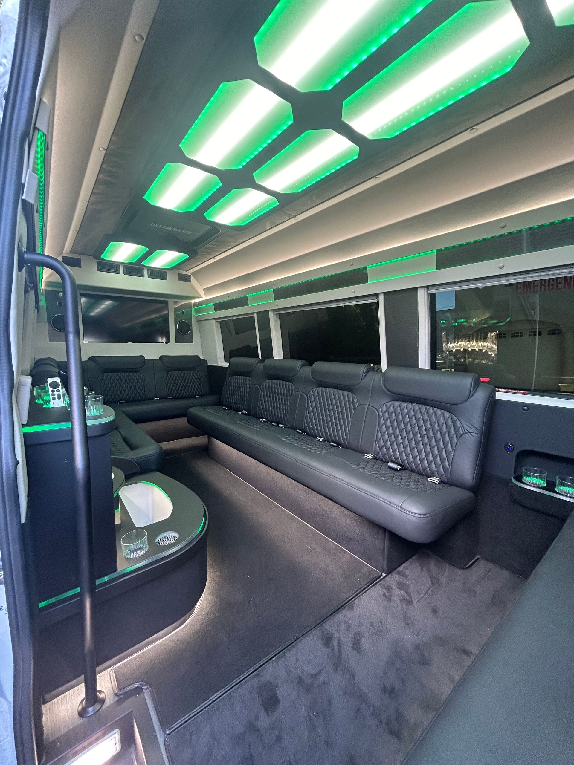 Our Fleet | Dynasty Limousine