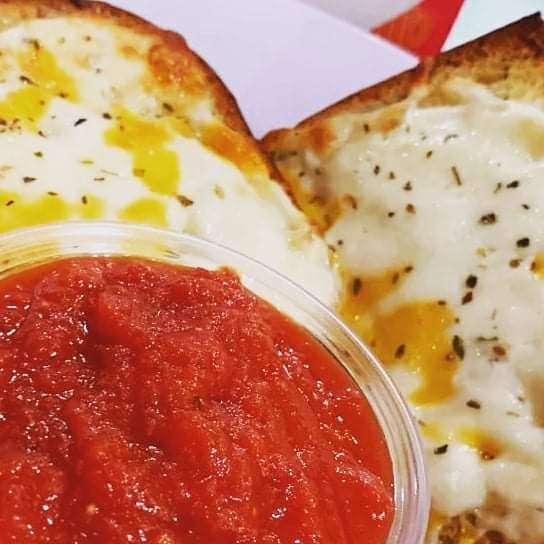 Bop's Pizza | Sandwiches and Appetizers | Cedar Rapids, IA