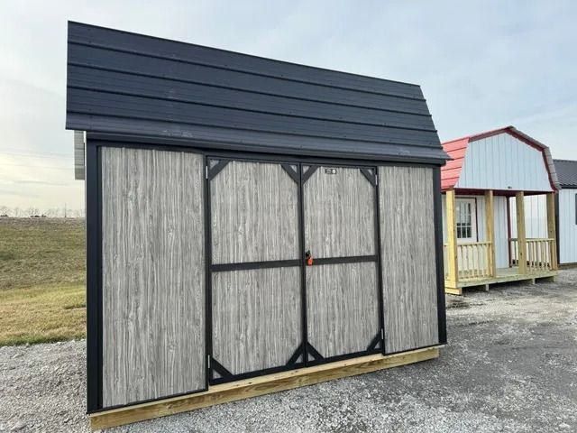 Custom Barn-Style Sheds | Midwest Mini Barns