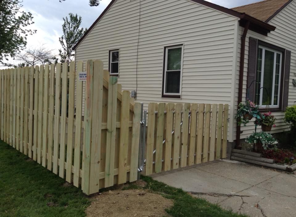 Fence Contractors Cleveland, OH | Rolen Brothers Fence Co