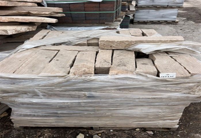 Limestone Walls | New York Blue Flagstone | Des Moines, IA