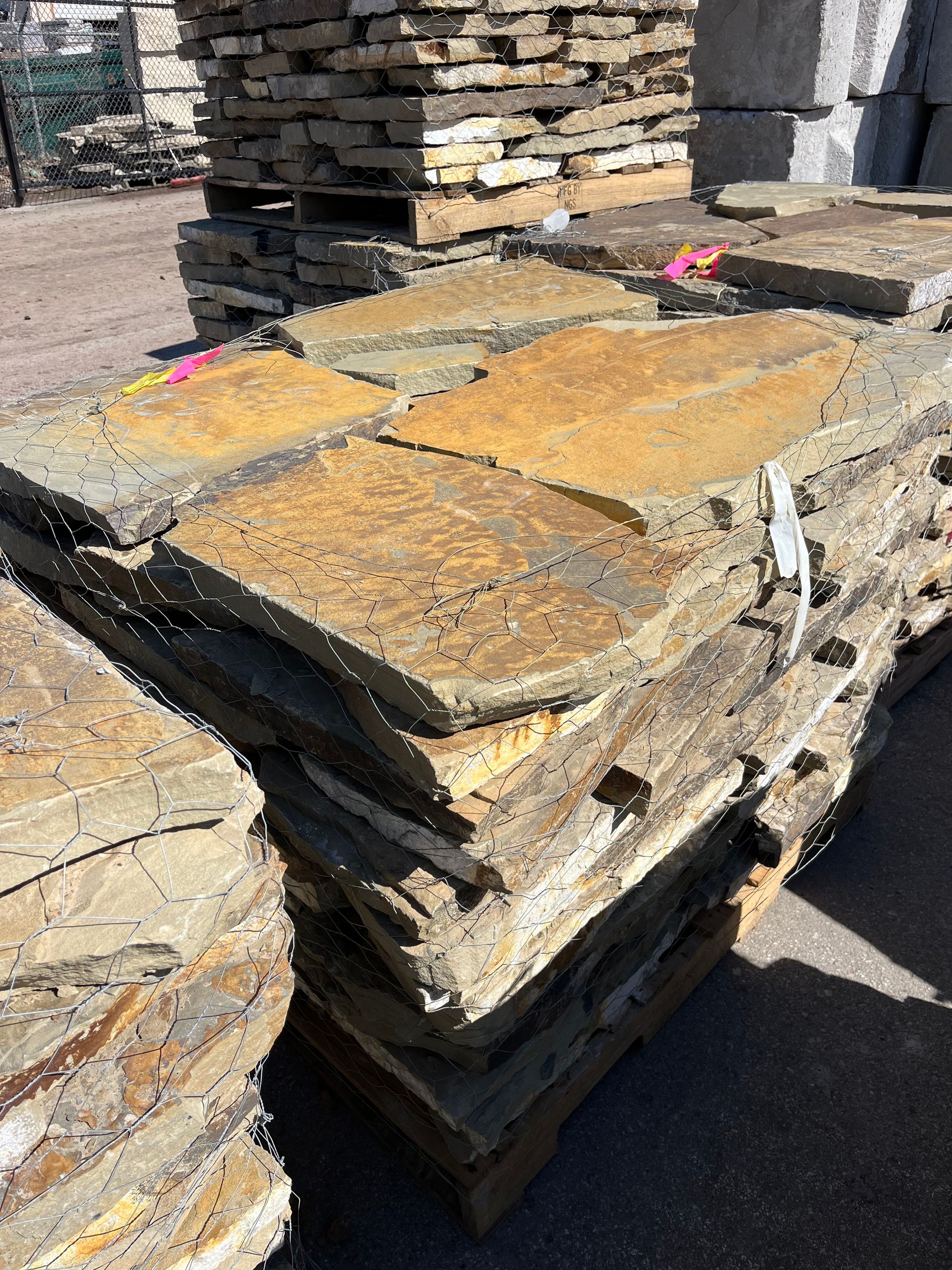 Limestone Walls | New York Blue Flagstone | Des Moines, IA