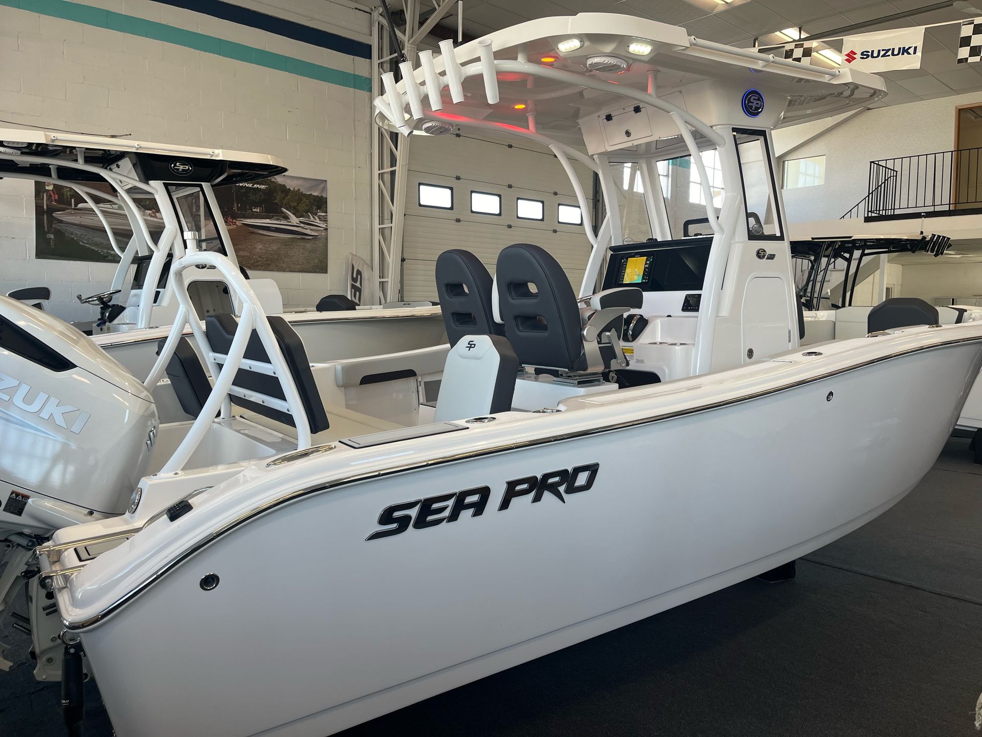 New Boat Dealer | Lindenhurst, NY