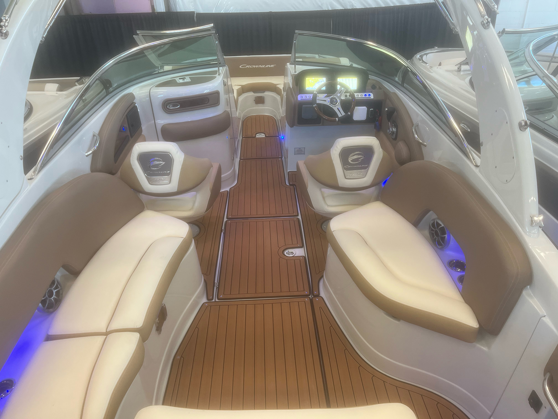 New Boat Dealer | Lindenhurst, NY