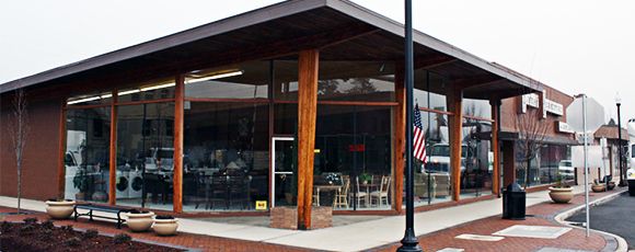 Flomer Furniture & Appliance - Furnishing | Woodburn OR