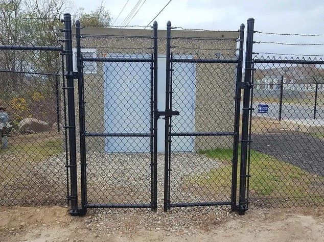Chain Link Fence Installation Peabody | Boston Fence & Vinyl