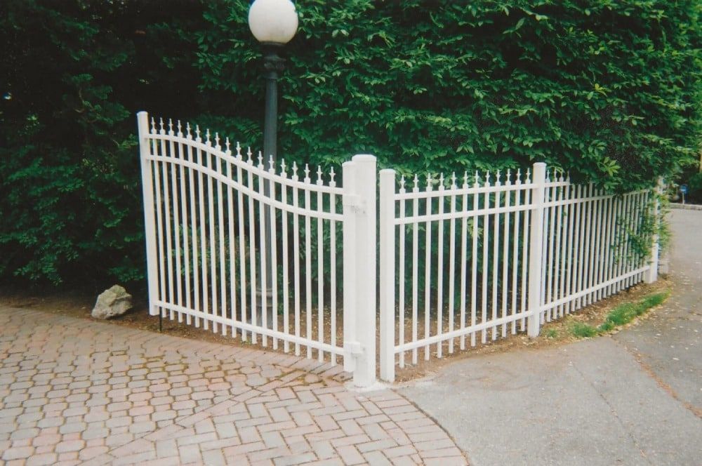 Custom Fence Hamilton, MA | Boston Fence & Vinyl