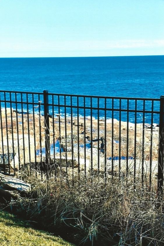 Custom Fence Hamilton, MA | Boston Fence & Vinyl