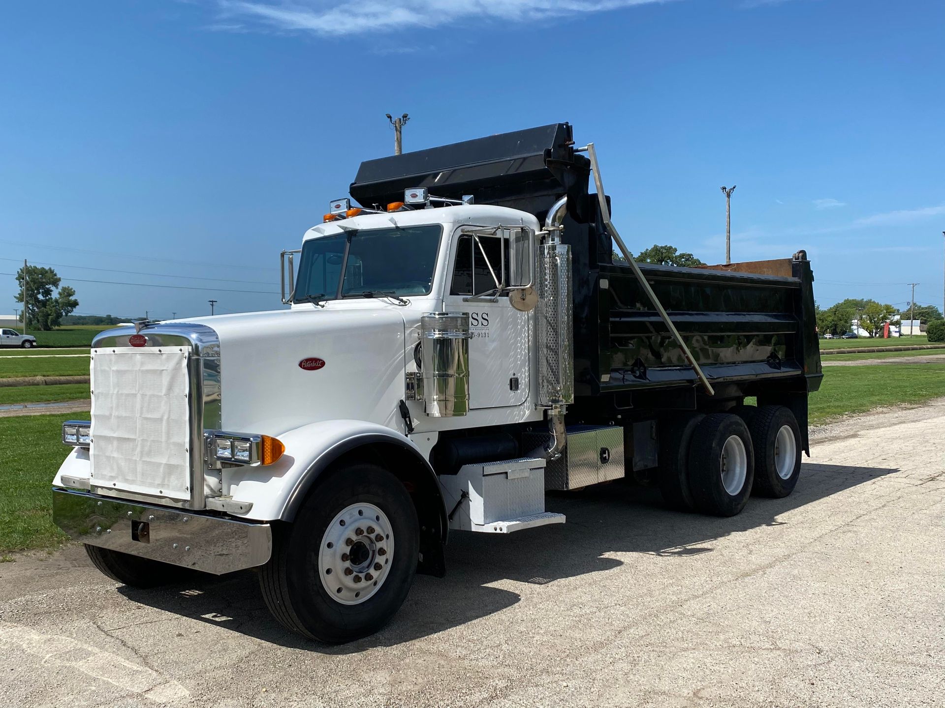 Auto Body Shop | Cliff's Auto Body & RV | Maple Park, IL