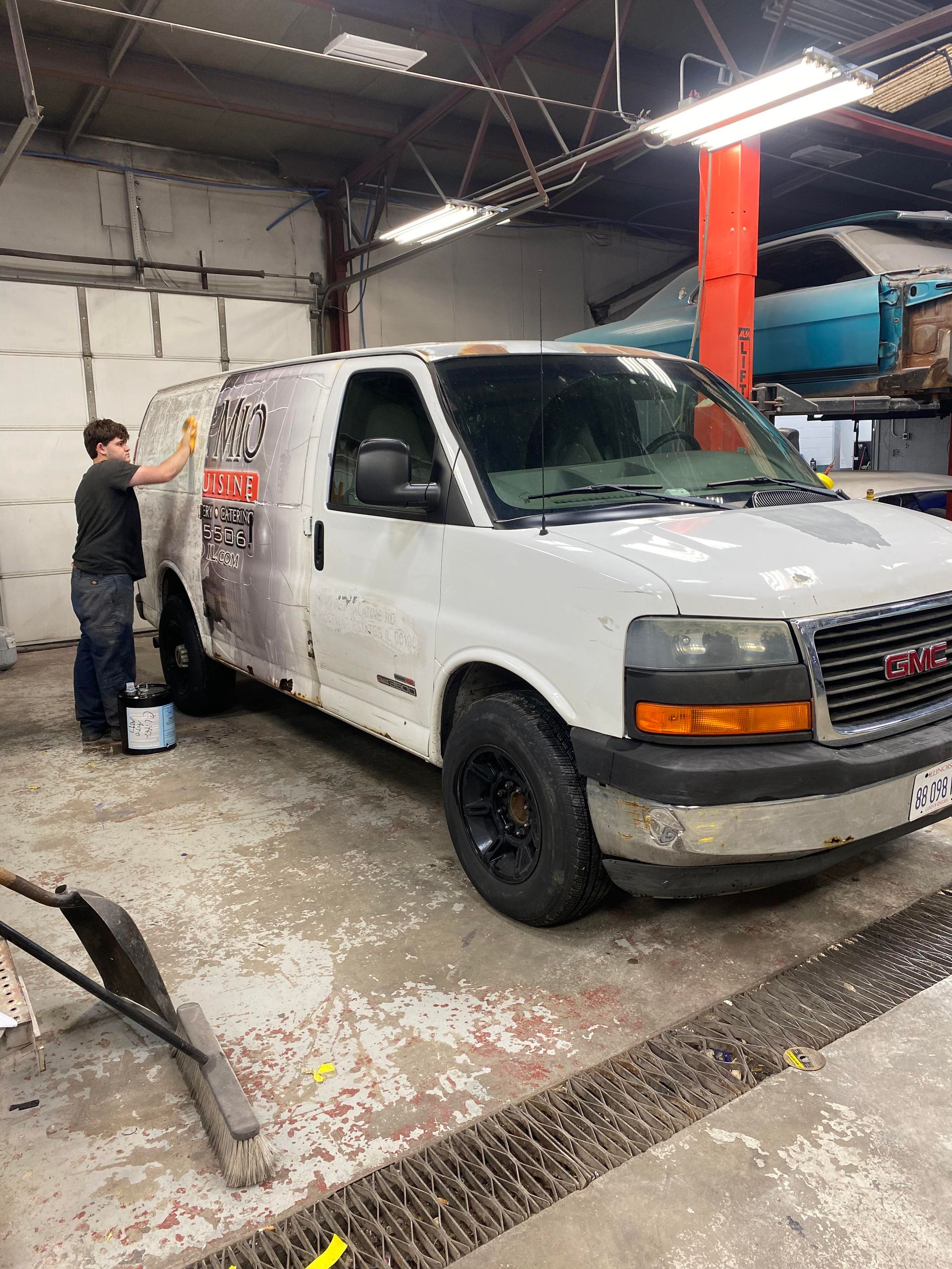 Auto Body Shop | Cliff's Auto Body & RV | Maple Park, IL
