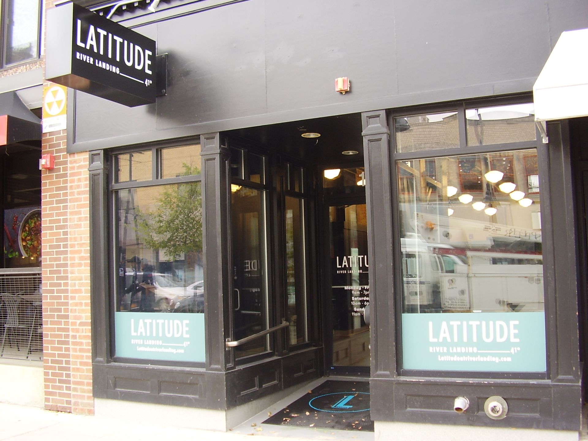 Projecting Signs | Nesper Sign Advertising | Iowa