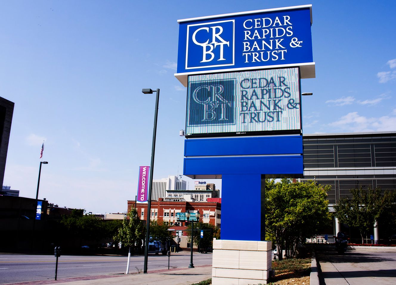 Pylon Signs | Nesper Sign Advertising | Iowa