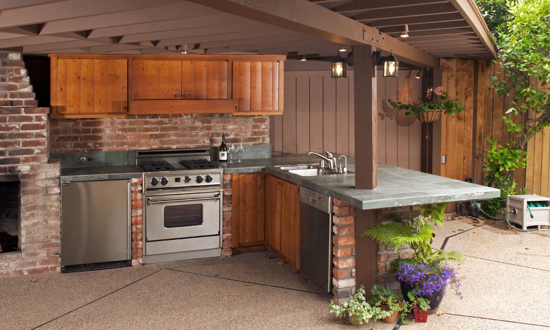 Stone Age Granite | Sinks and Countertops | Des Moines, IA