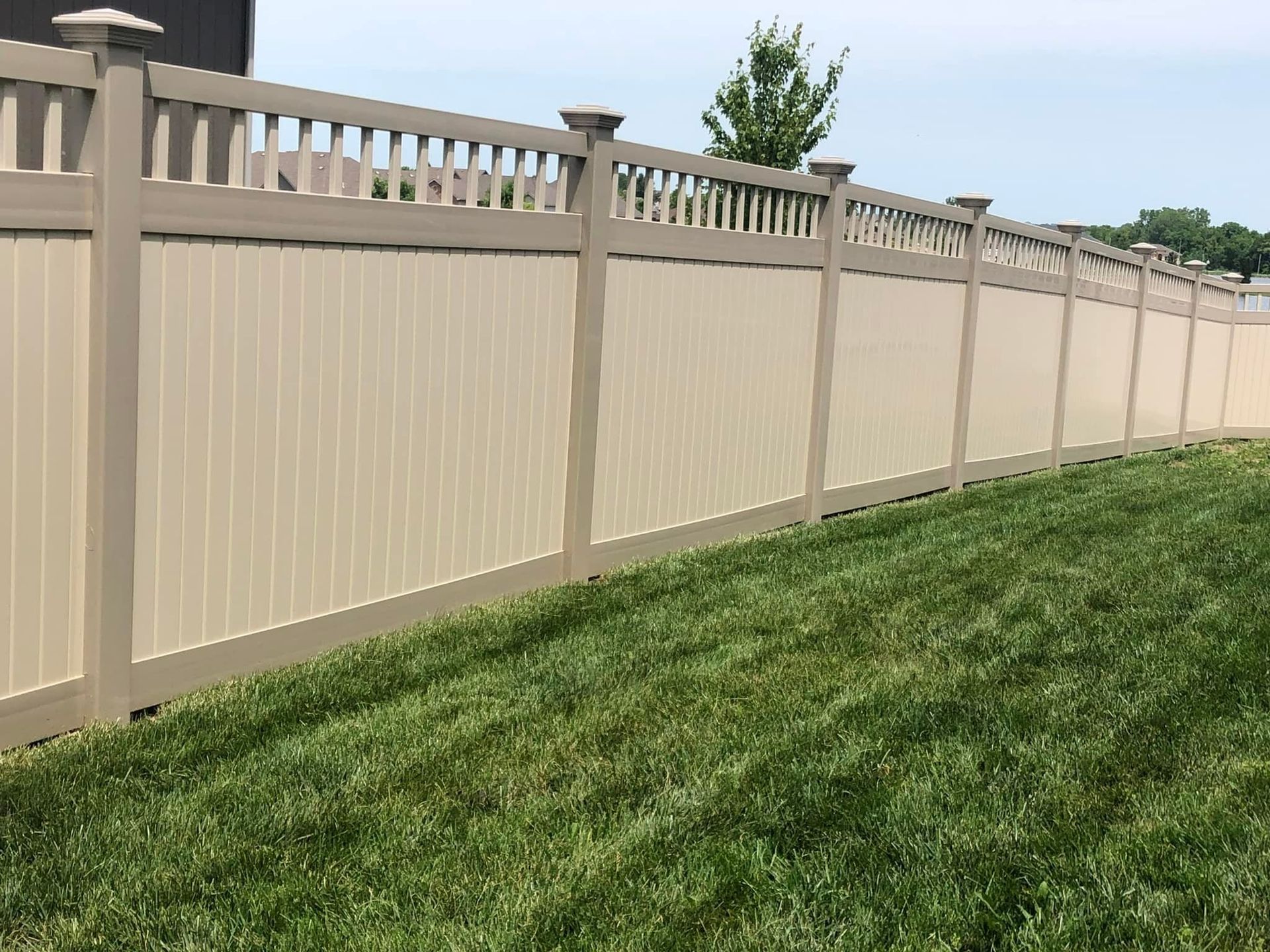 Vinyl Fence Installation | Concordia, MO