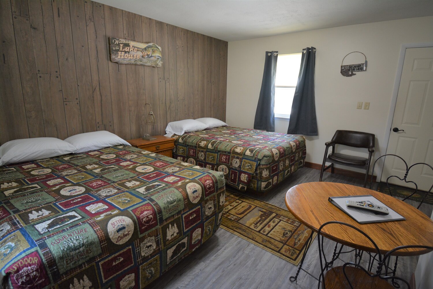 Efficiency Room Rentals | Lithia Resort