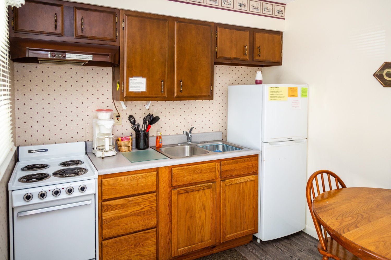 Efficiency Room Rentals | Lithia Resort