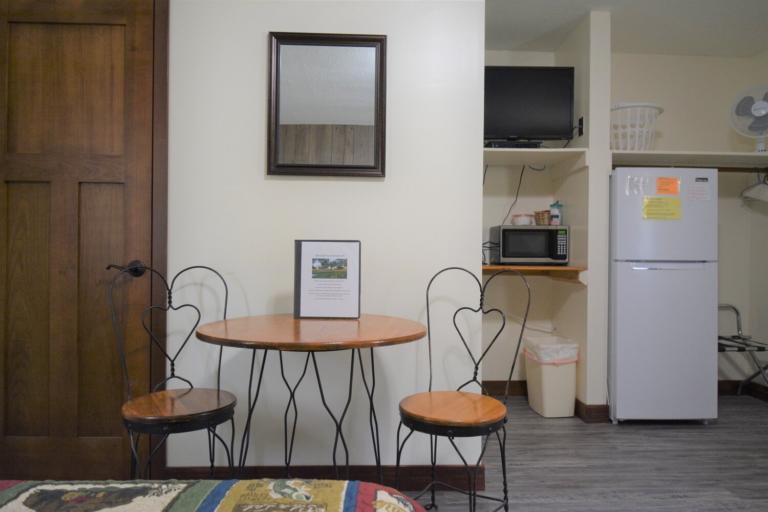 Efficiency Room Rentals | Lithia Resort