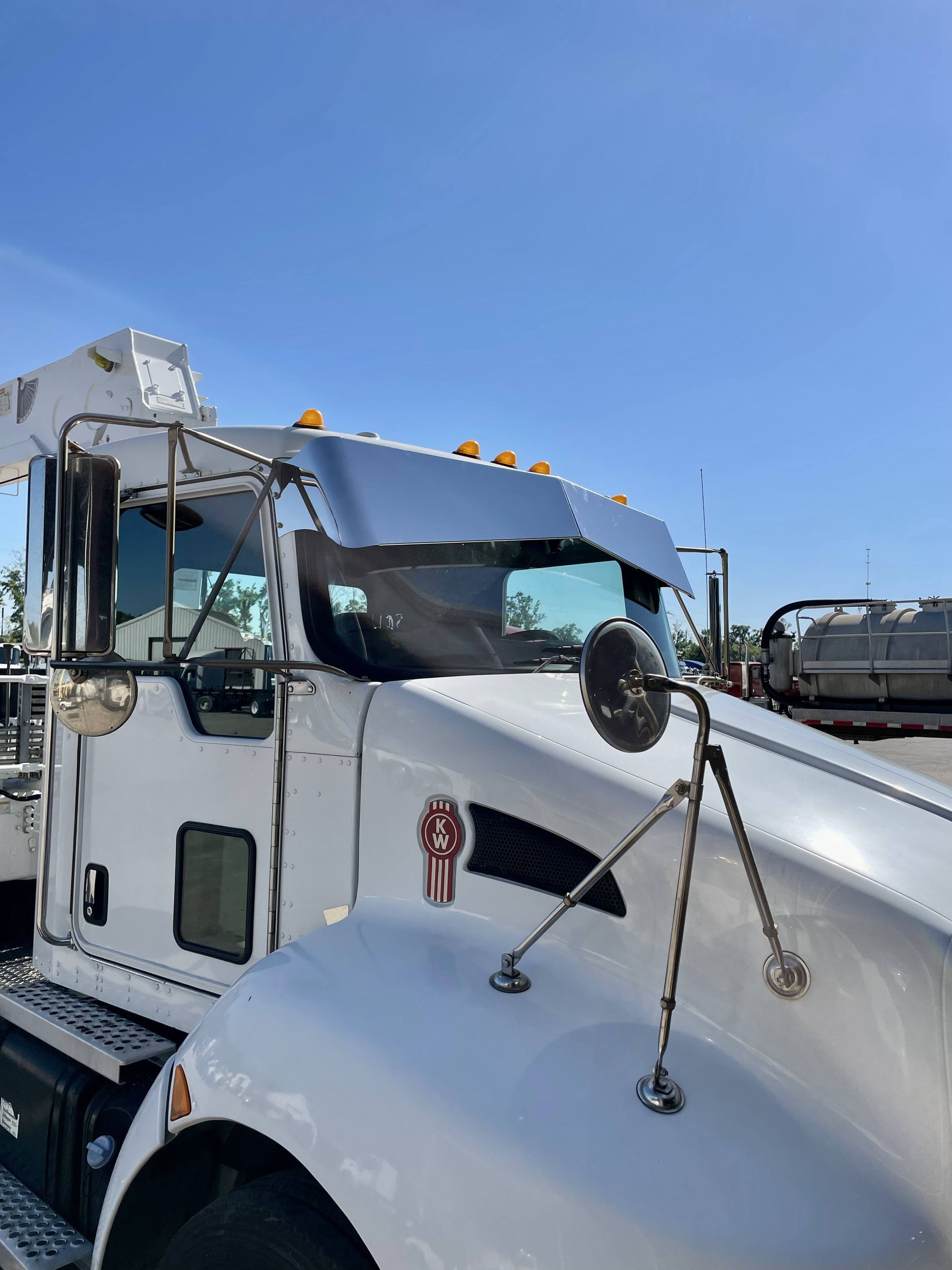 Kenworth Commercial Truck Visors | Port Allen, LA