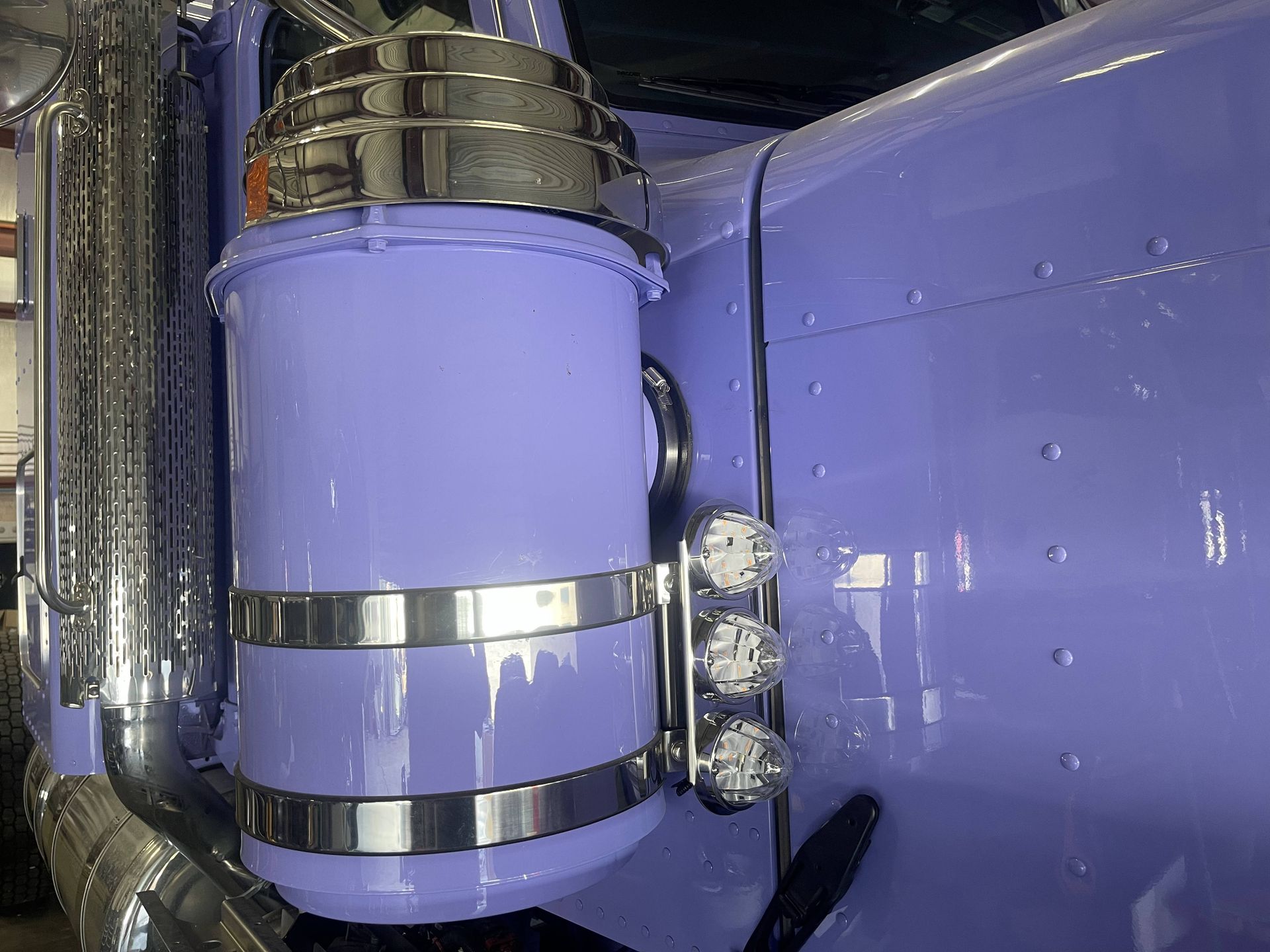 Peterbilt Truck Breather Panels | Port Allen, LA