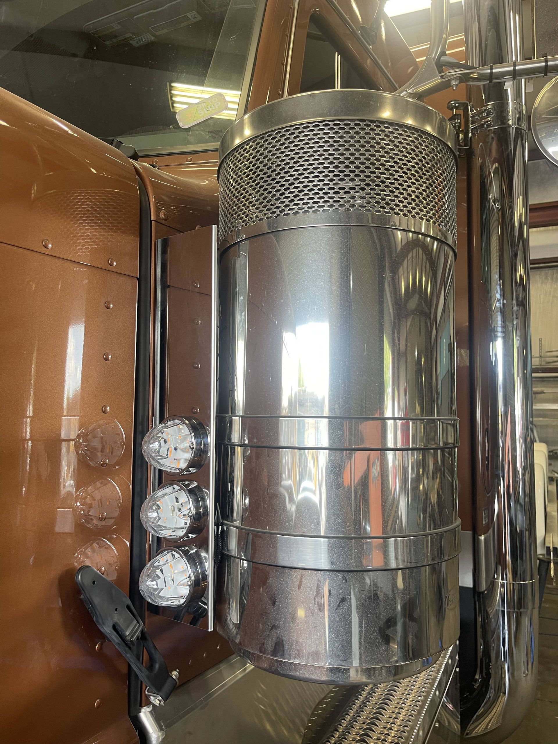 Peterbilt Truck Breather Panels | Port Allen, LA