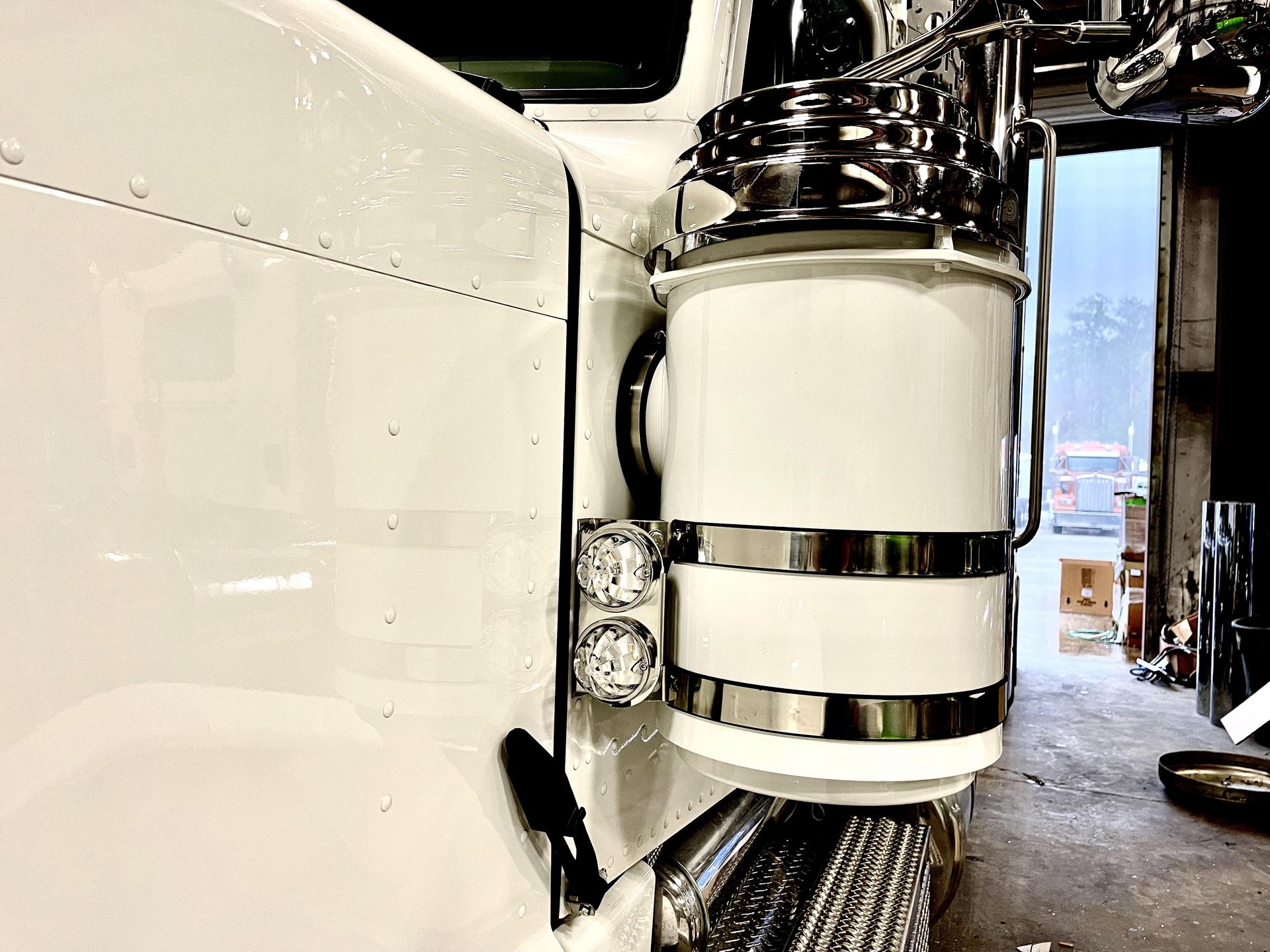 Peterbilt Truck Breather Panels | Port Allen, LA