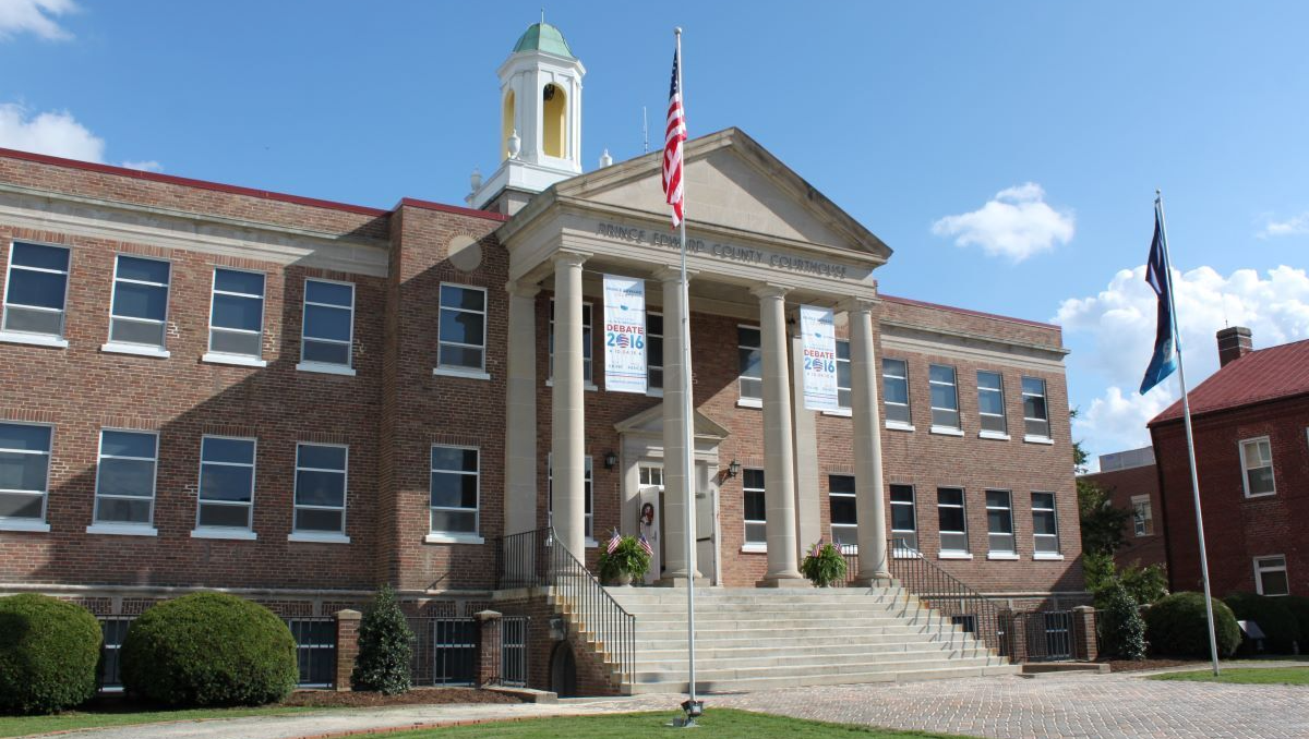 Prince Edward, VA Garage Doors | (804) 561-5979