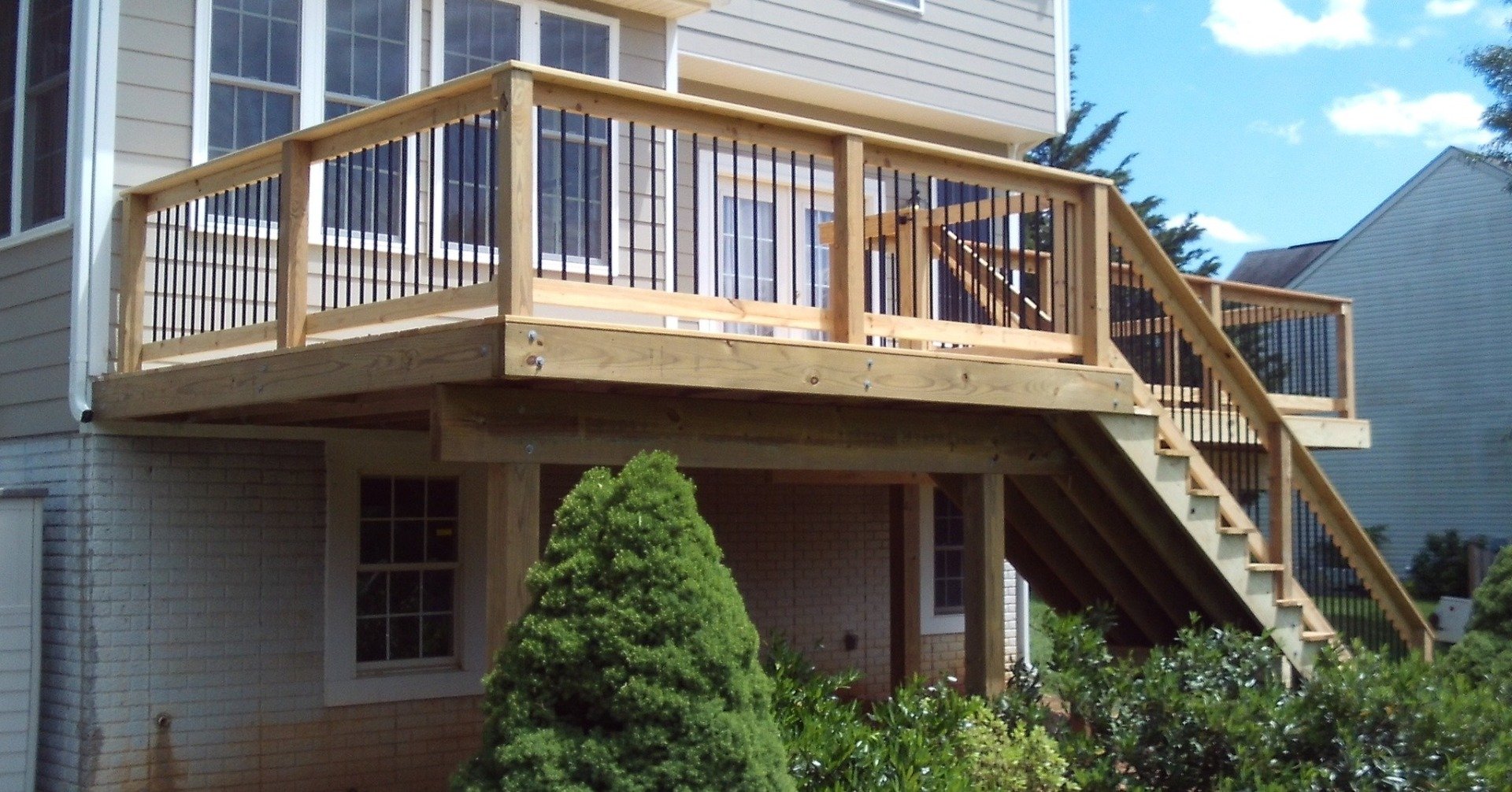 Deck Builder Frederick, MD | Barrick Deck and Fence