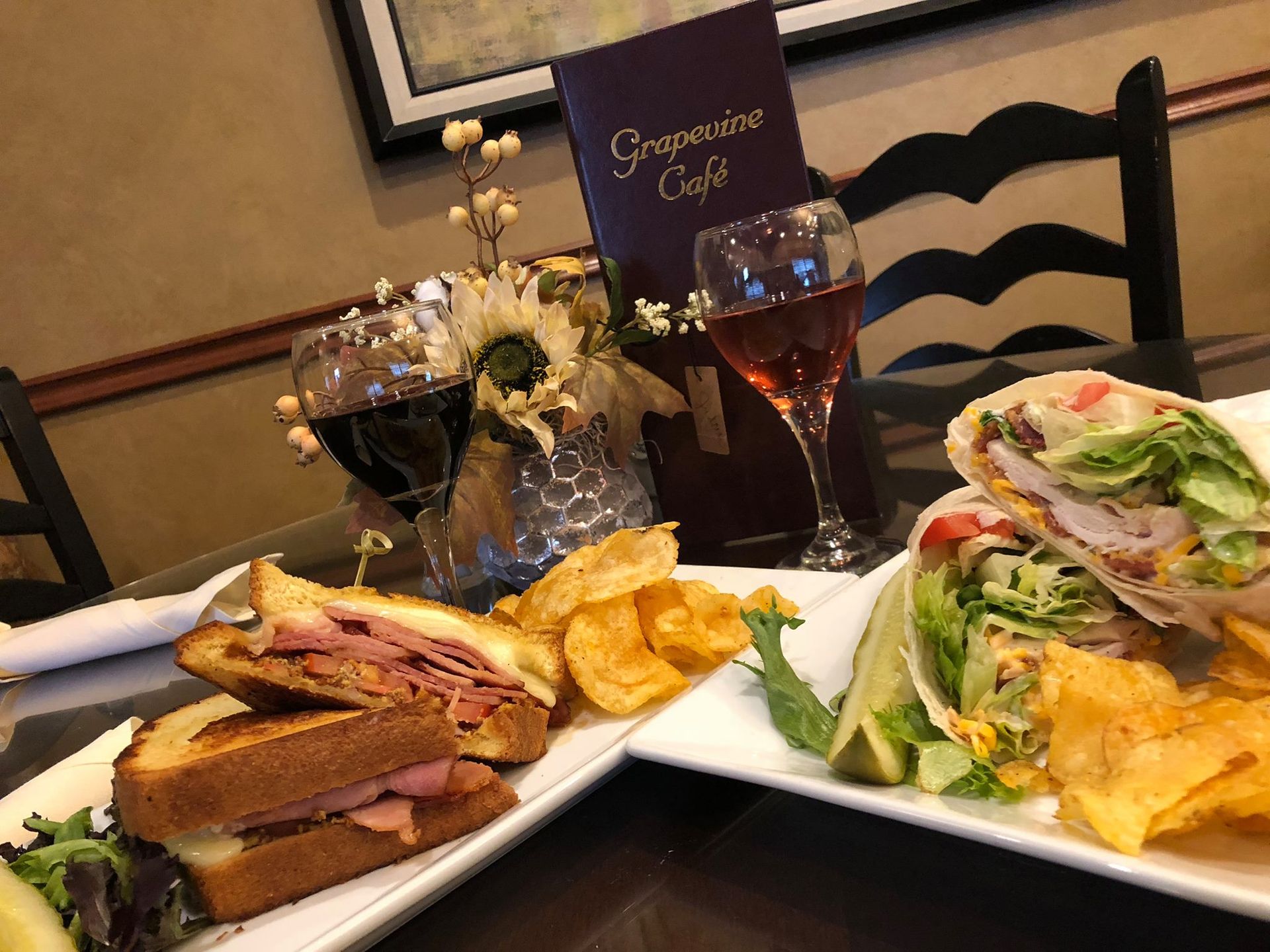 Gallery | Grapevine Café