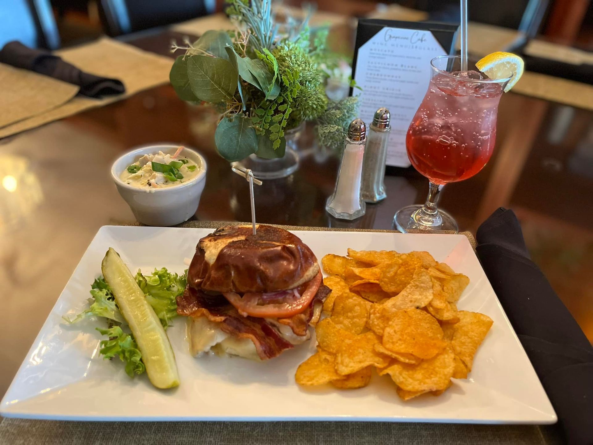 Gallery | Grapevine Café