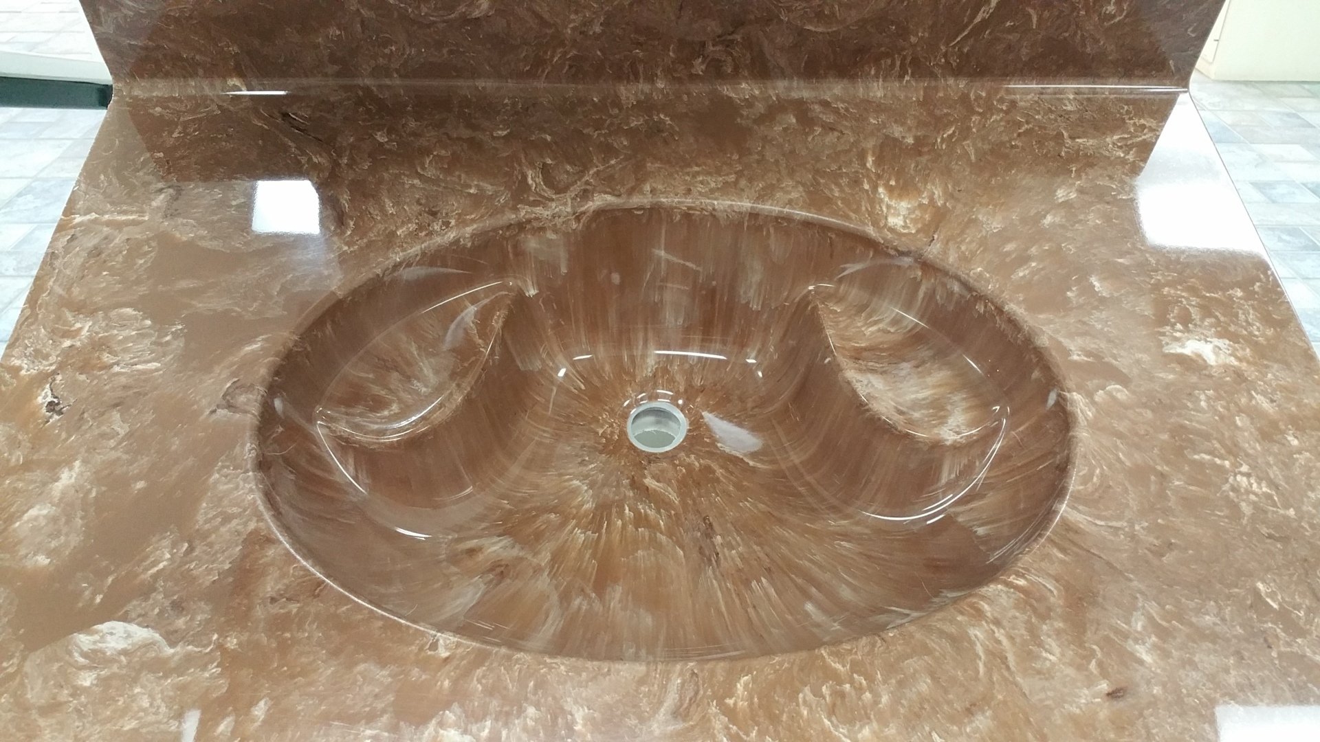 Vanity Top | Large Showrooms | Killeen, TX