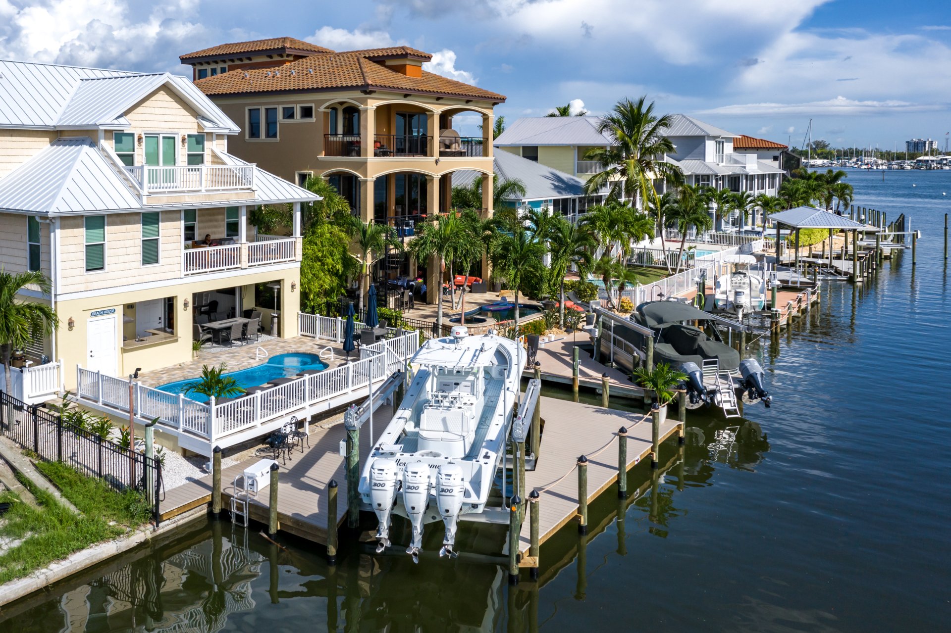 Honc Docks & Lifts Photo Gallery | Cape Coral, FL