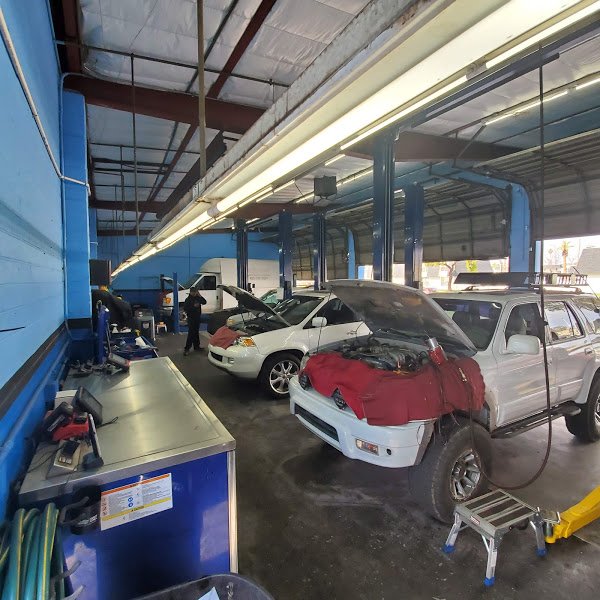 Unlimited Brakes & Auto Repair Photo Gallery | Phoenix, AZ
