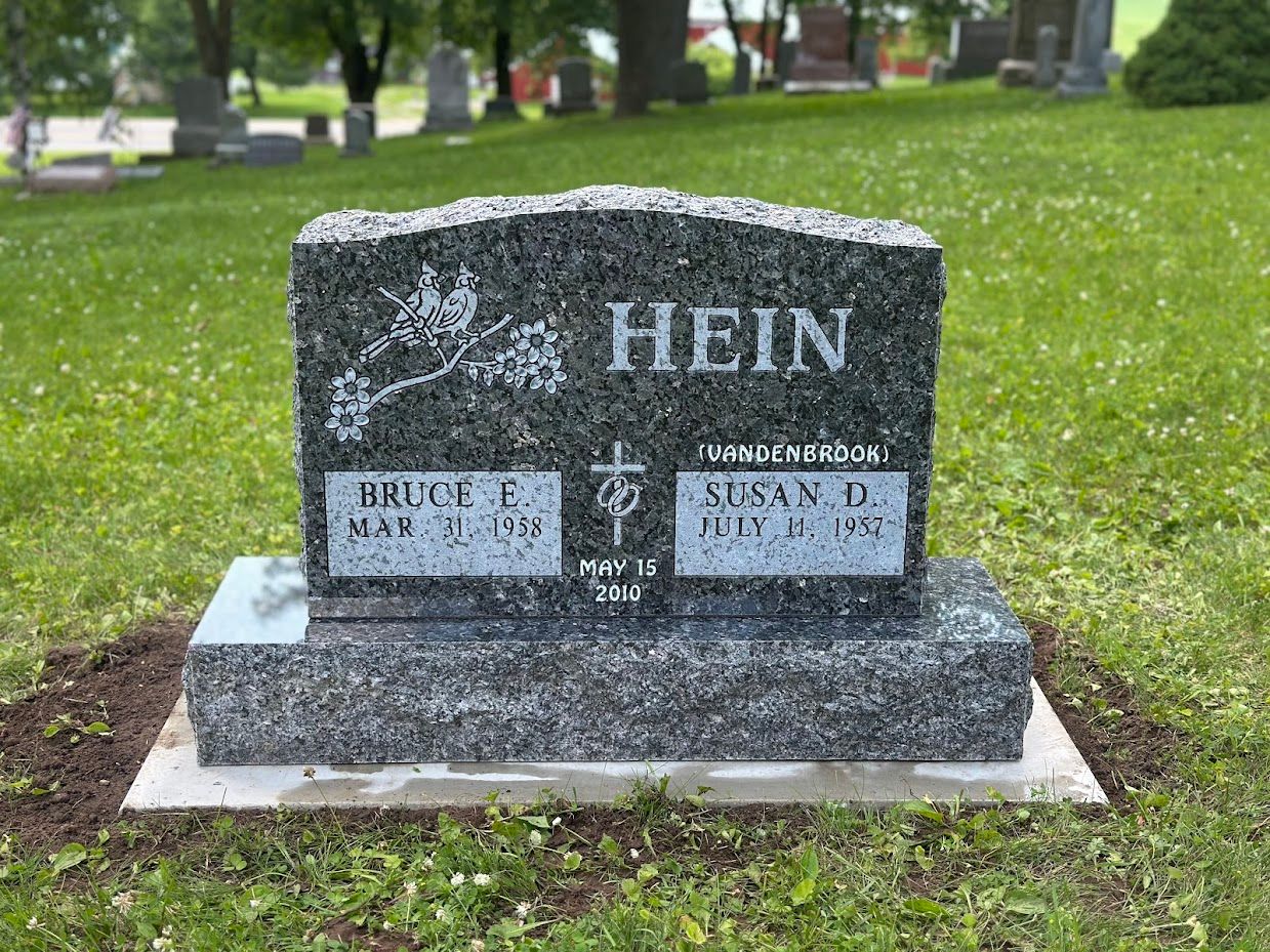 Memorial Designs | Wausau, WI