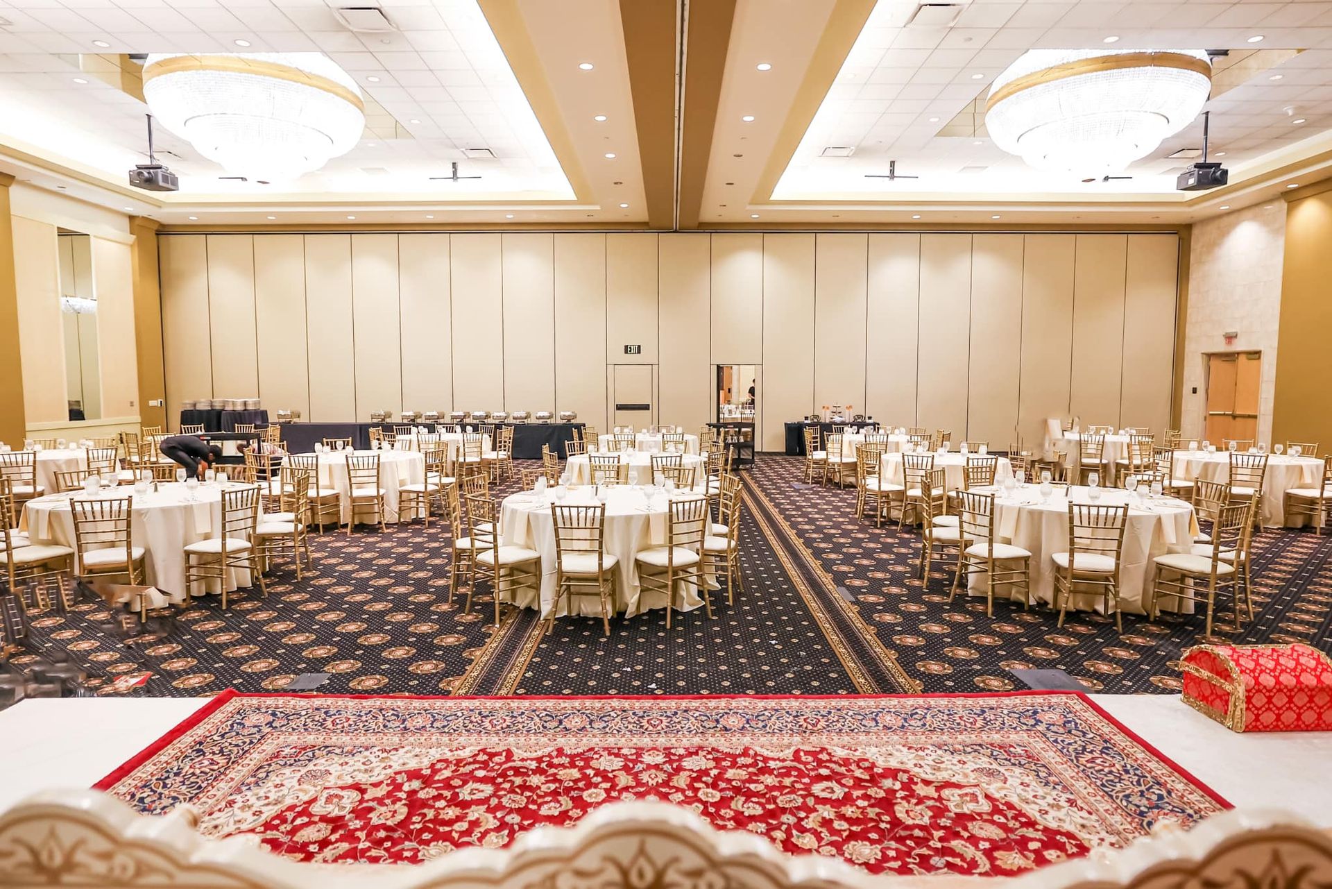 Photo Gallery | La Centre Conference & Banquet Facility