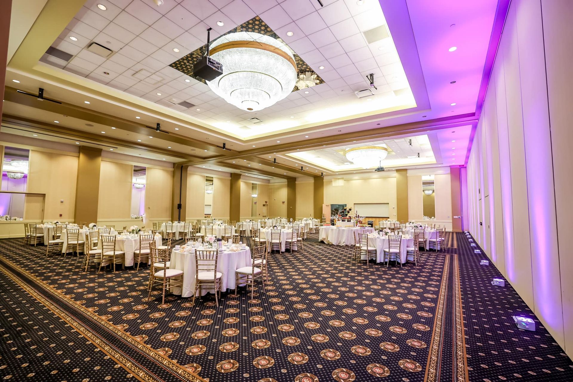 Photo Gallery | La Centre Conference & Banquet Facility