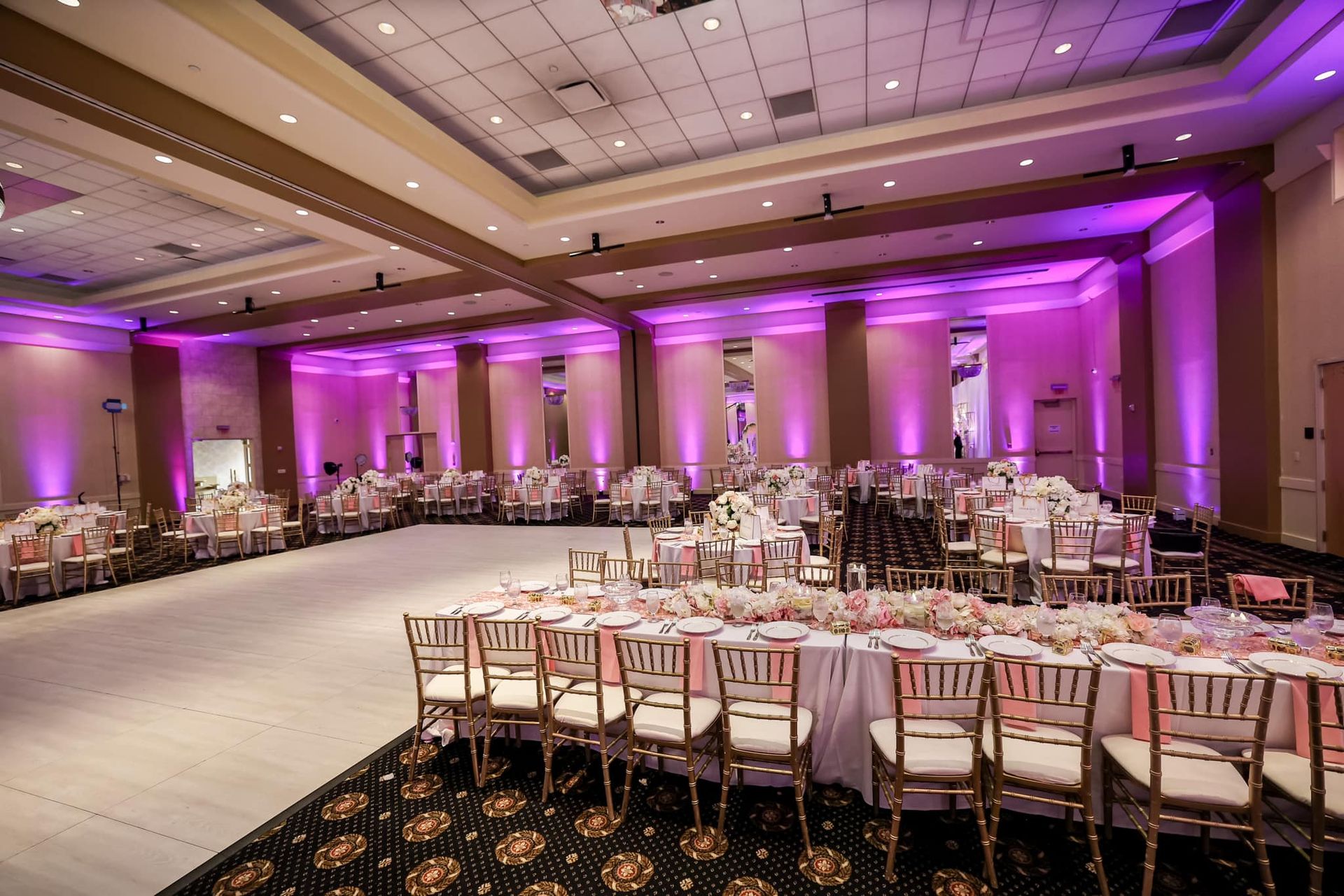 Photo Gallery | La Centre Conference & Banquet Facility