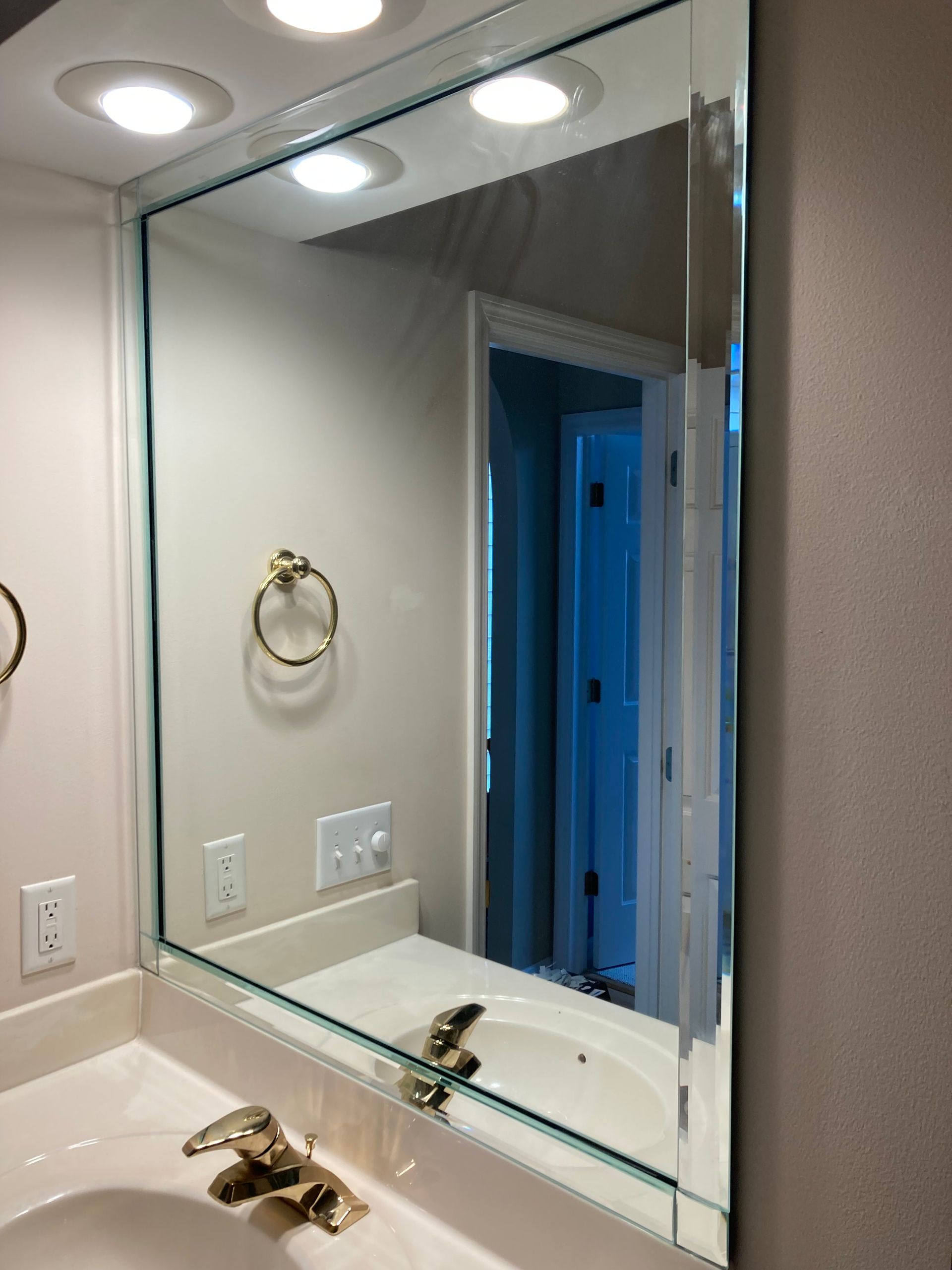 Glass Services | Lumpkin's Glass Service Dayton, OH