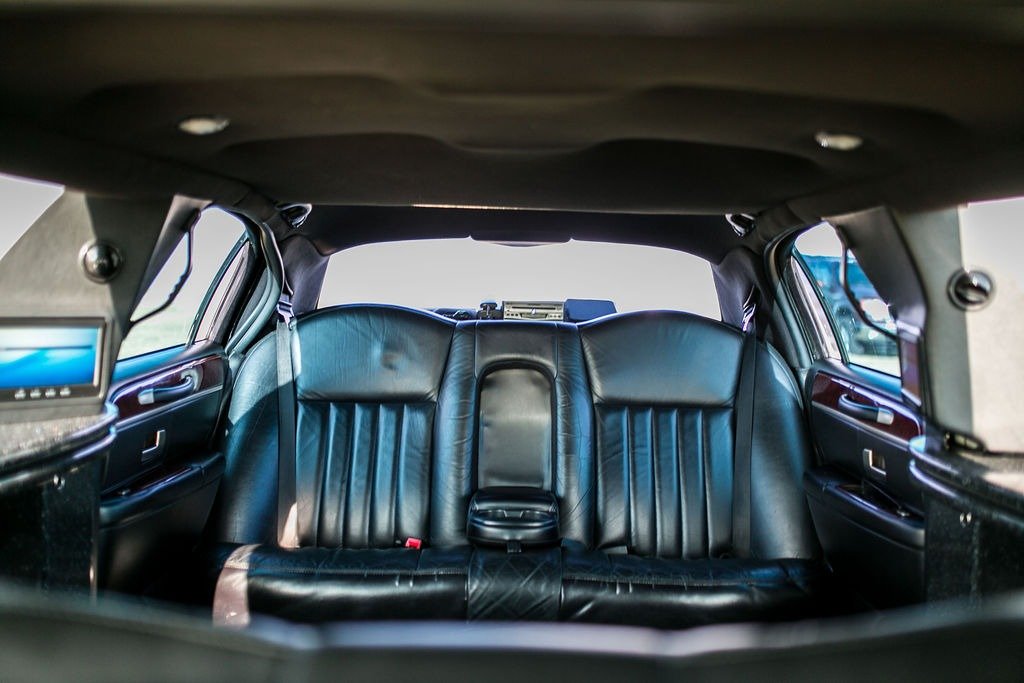 Epic Limo Fleet Gallery | Valparaiso, South Bend, Highland