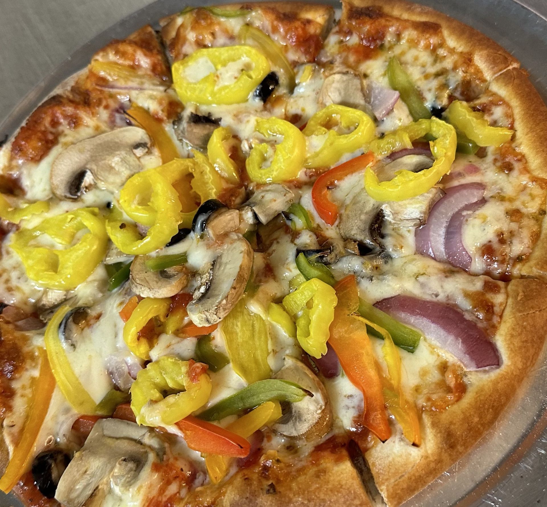 Pizza Gallery | Southside Pizza & Pub | Columbia, MO
