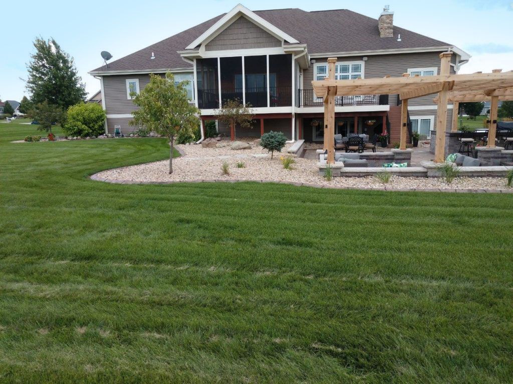 Landscaping Companies Madison, WI | Maple Leaf Inc.