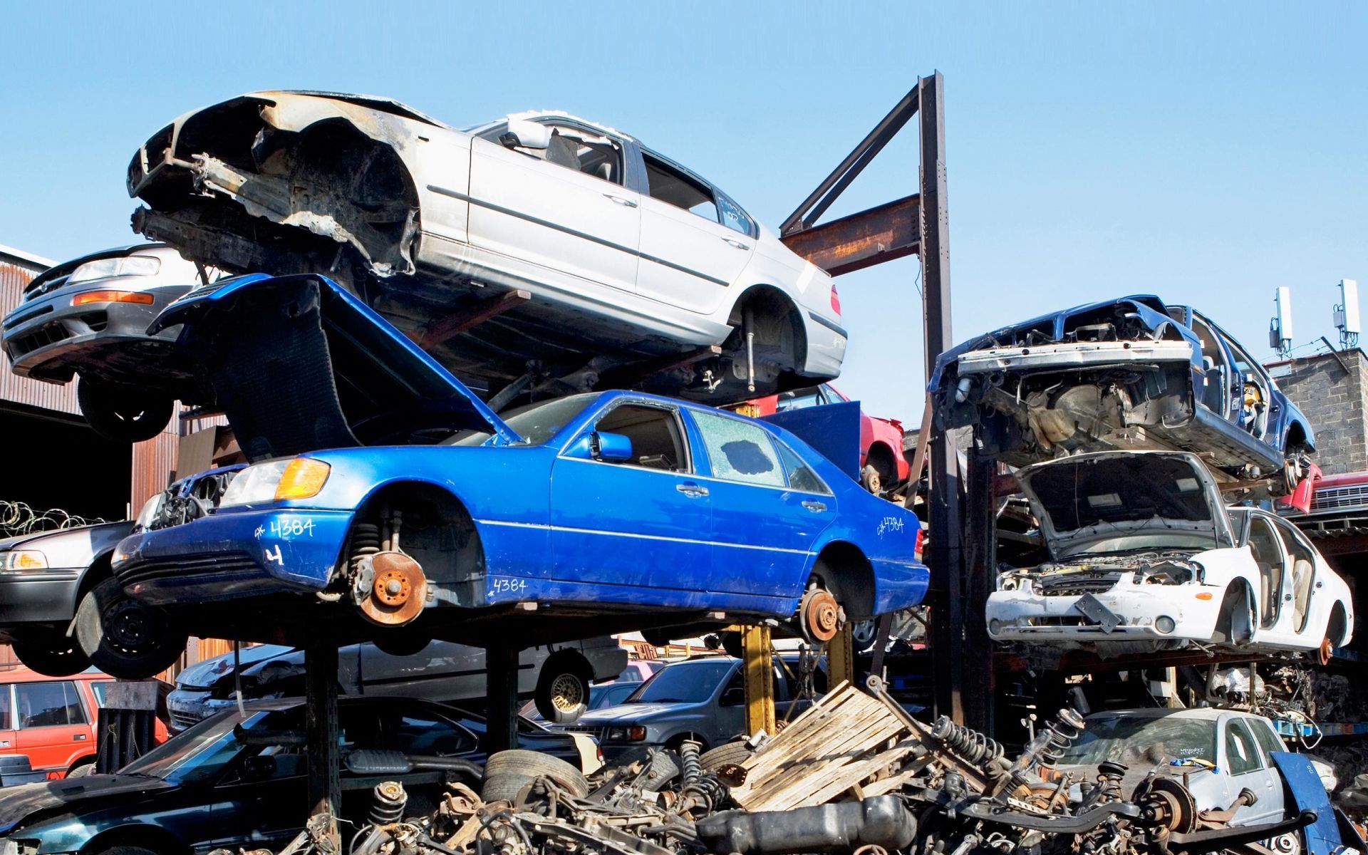 Salvage Yard | Used Auto Parts| Pick & Pull Yard Paul's Auto Yard | Indiana