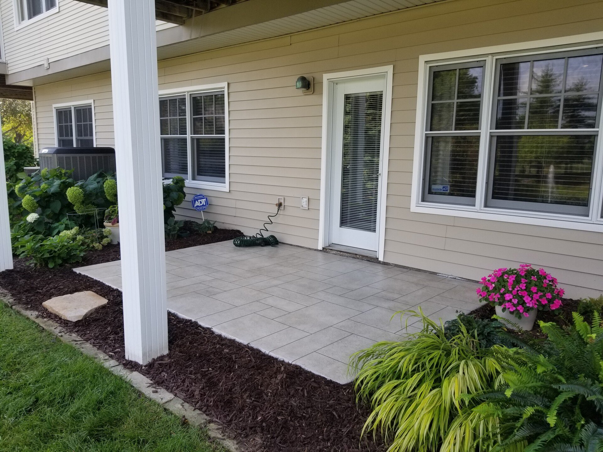 Exterior Flooring | Patios and Driveways | Prairie City, IA